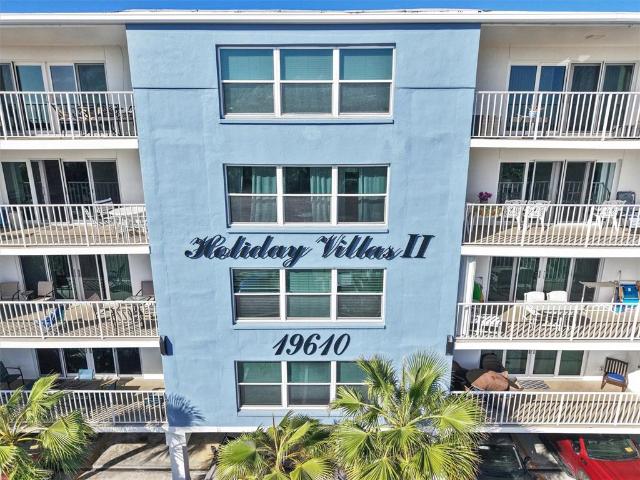 19610 Gulf Blvd, Unit 206, Indian Shores, FL 33785 | MLS #TB8434