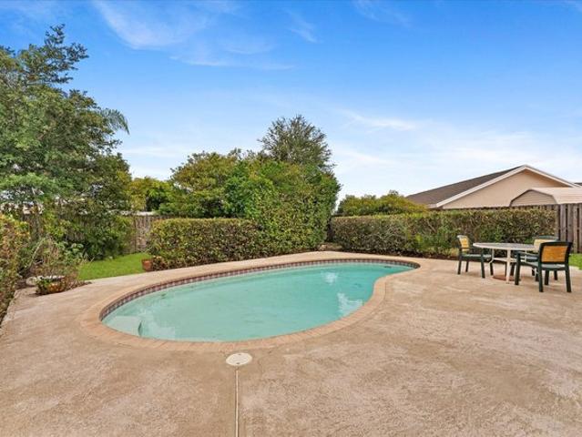 19612 Montana Ln, Boca Raton, FL 33434