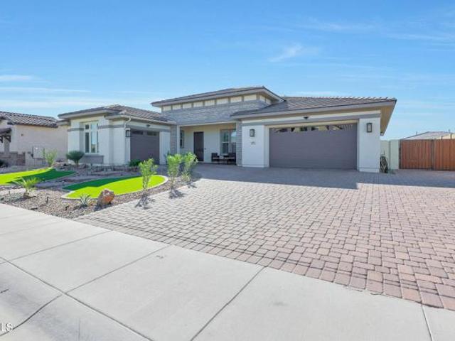 19617 W Mulberry Dr, Buckeye, AZ 85396