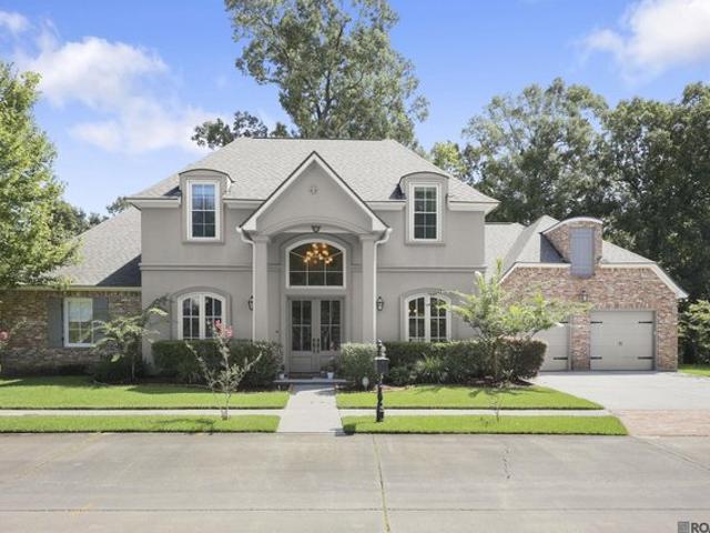 19617 River Breeze Dr, Baton Rouge, LA 70816