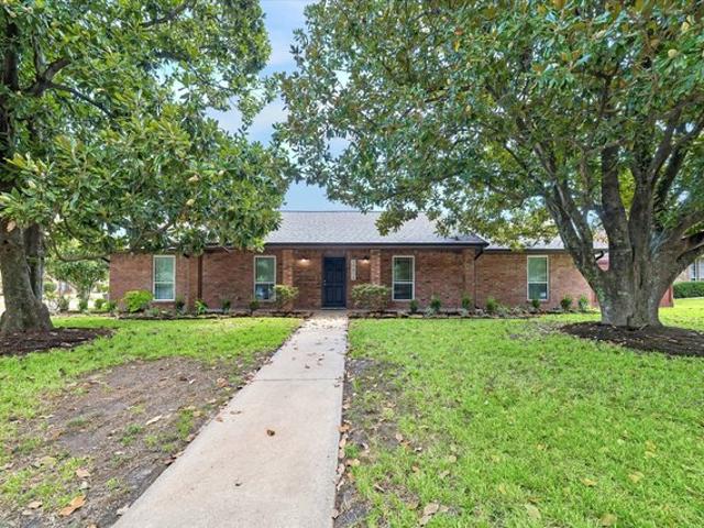 19614 Suncove Ln, Humble, TX 77346