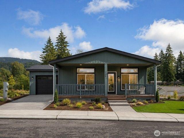 1961 Crystal Moutain Dr Unit 101, Enumclaw, WA 98022