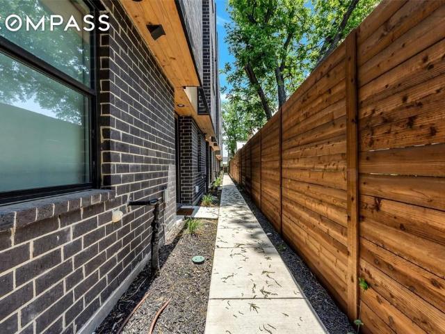 1961 Dowgate Ct, Dallas, TX