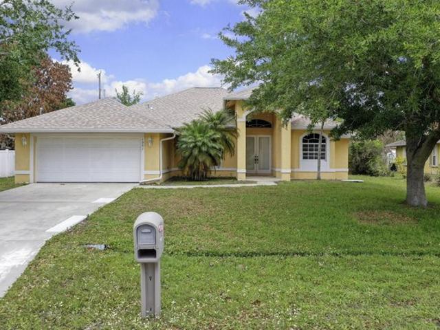 1961 SW Delmonico Ave, Port Saint Lucie, FL 34953