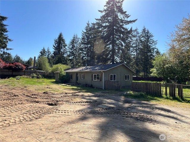 1961 th St SW, Lakebay, WA 98349