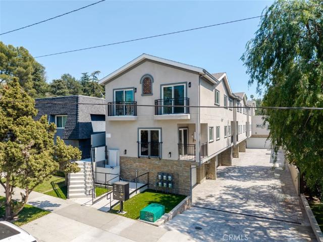 1961 Waltonia Dr, Unit 106, Montrose, CA 91020 | MLS #GD26075 | Compass