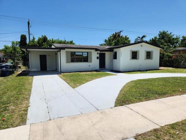 19625 5th Ave NW, Miami Gardens, FL 33169