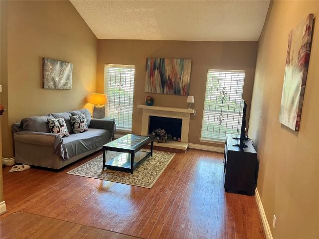 1962 Augusta Dr, Houston, TX 77057 | MLS #55881