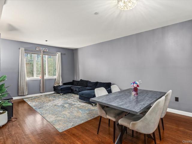 1962 Bergen Avenue 2C