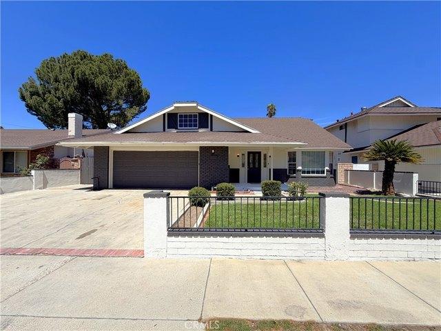 19631 Four Oaks St, Canyon Country, CA 91351