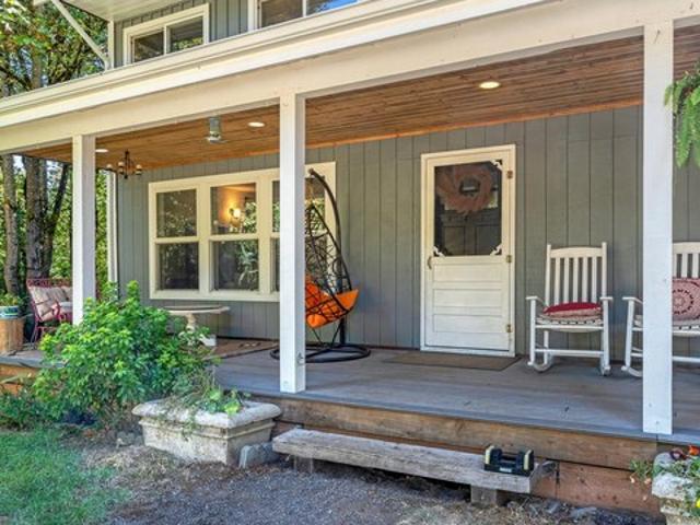 19636 S Ridge Rd, Oregon City, OR 97045