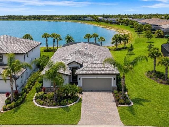 19639 Beechcrest Pl, Estero, FL 33928