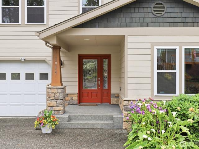 1963 NW Rampart Ridge Court