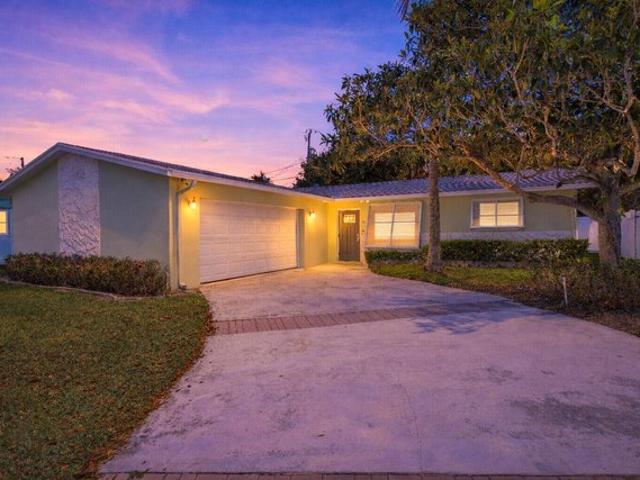 1963 Ocala Rd, North Palm Beach, FL 33408