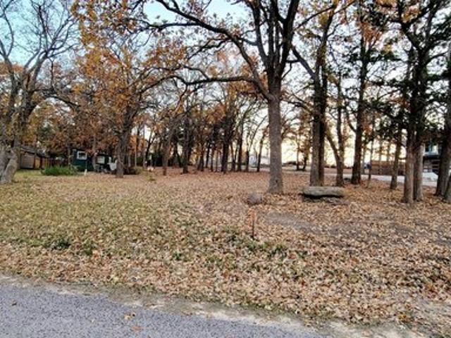 1963 Hillcrest Cir, Gordonville, TX 76245