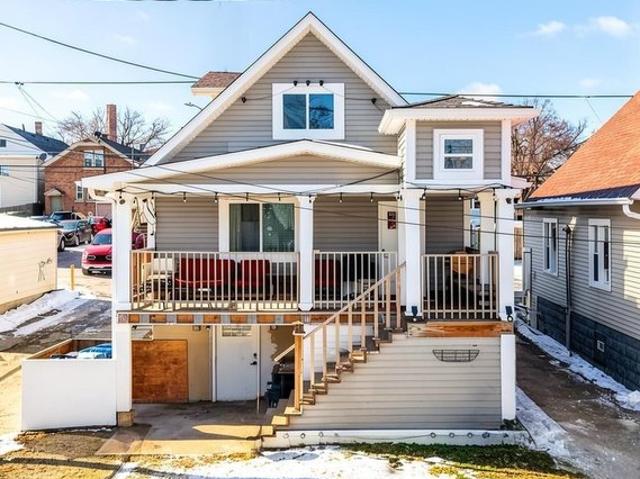 1963 S 7th St, Milwaukee, WI 53204