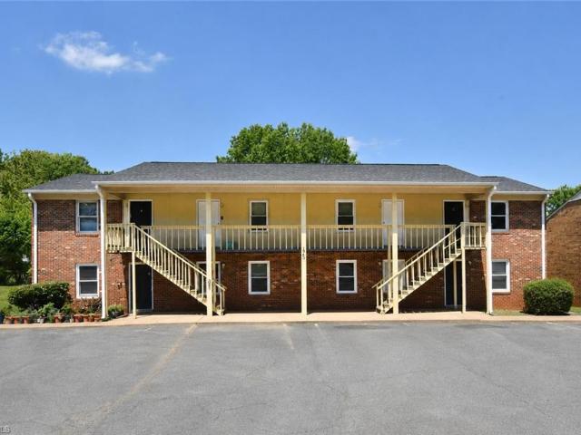 1963, 1971, 1977 Lakeview Road