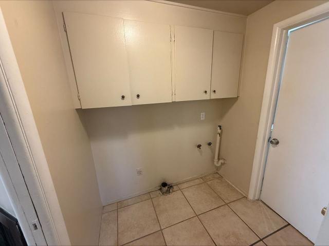 196 4 Plex 1 Bedroom Apartment for Rent at 196 E Baird Ave, South Salt Lake, UT 84115 South Salt Lake City
