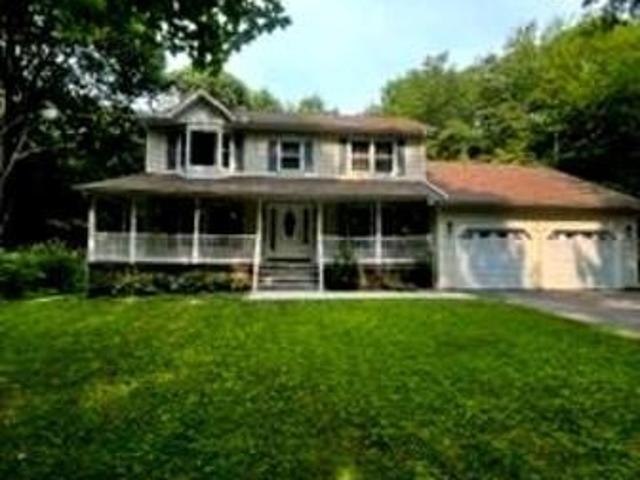 196 Cameron Dr, Bristol, CT 06010