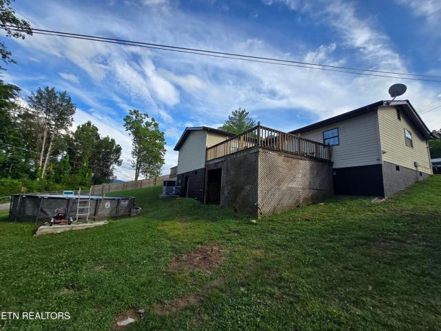 196 Cedar Lane