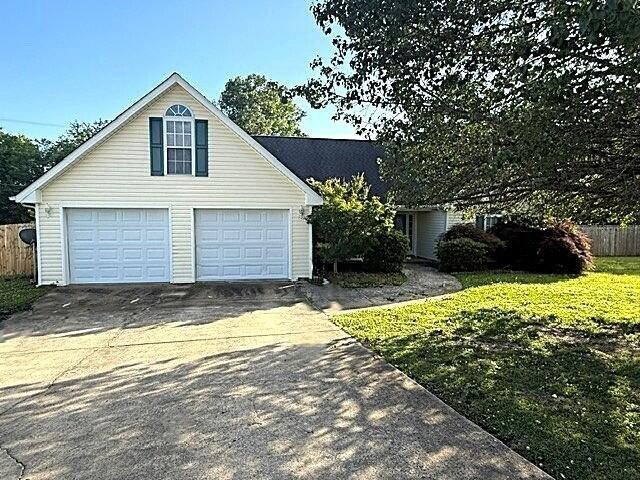 196 Century Dr, Rossville, GA 30741