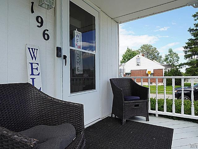 196 Glencove