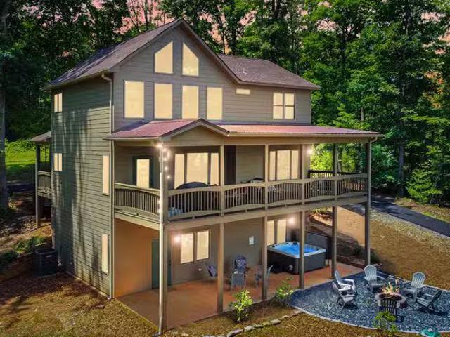 196 Grayson Point, Blue Ridge, GA 30513 MLS 10358268