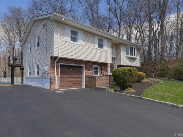 196 E Townline Road