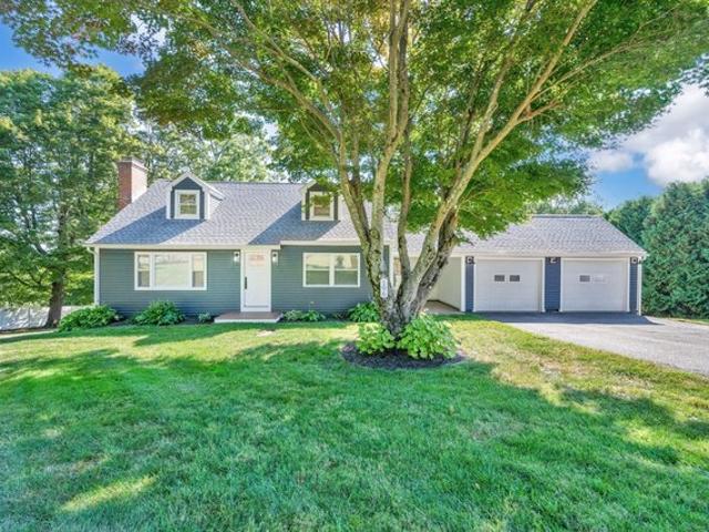 196 E Chippens Hill Rd, Burlington, CT 06013