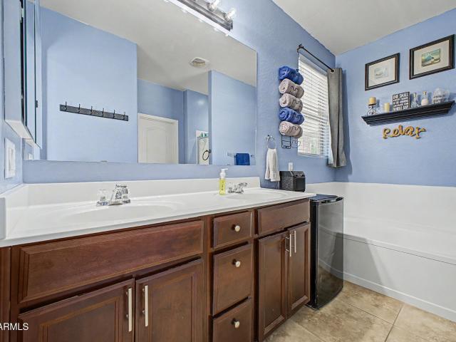 196 E Gold Dust Way, San Tan Valley, AZ 85143 | MLS #7014