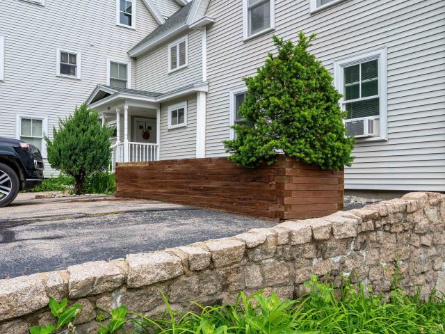 196 E Main Street # 5
