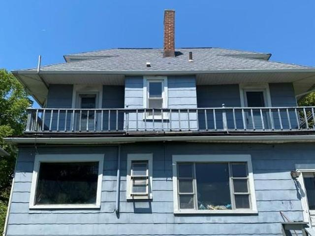 196 Elm Street