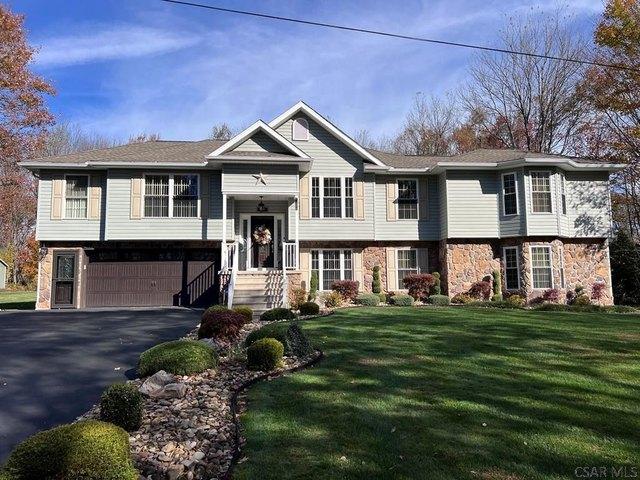 196 Kemp Ln, Johnstown, PA 15904