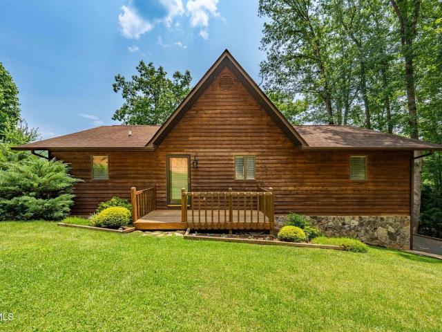 196 Hiddenwood Drive