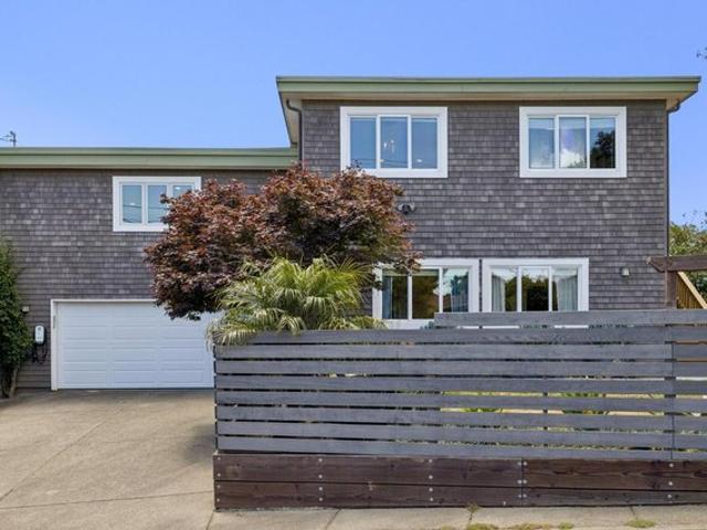 196 Oak Springs Dr, San Anselmo, CA 94960