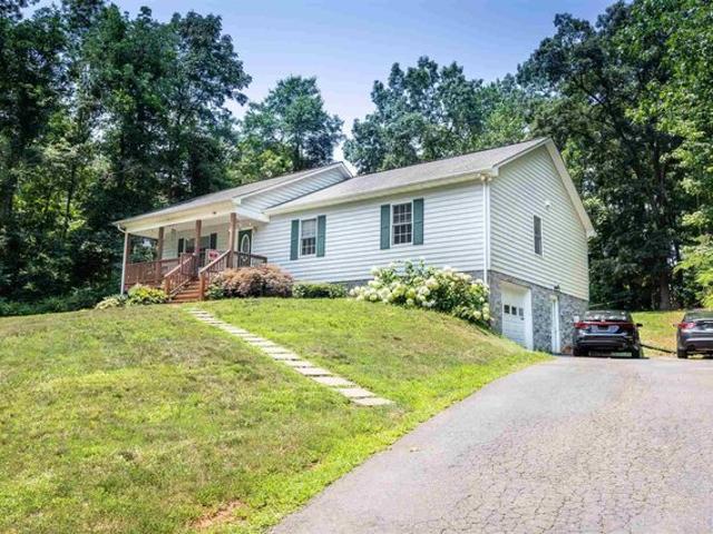 196 Logtrac Rd, Stanardsville, VA 22973