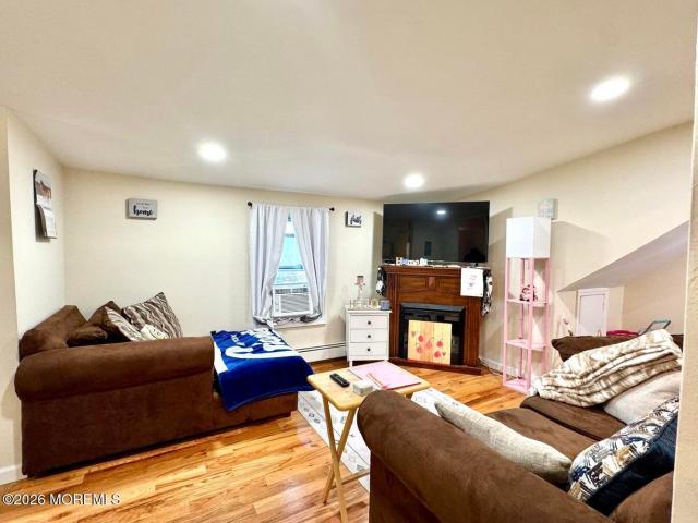 196 Milton Avenue Unit Apt 2