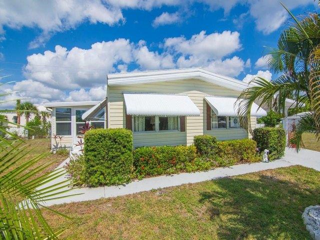 196 NE Emerald Dr, Jensen Beach, FL 34957