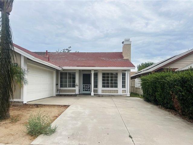 196 Sunny Halo Ct, Perris, CA 92571