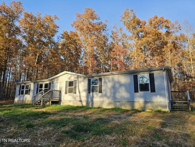 196 Red Hill Rd, Sunbright, TN 37872