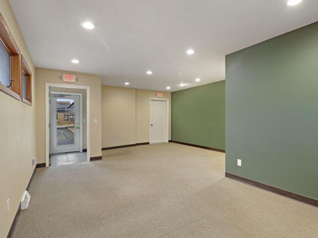 196 W Chestnut St, Unit 2