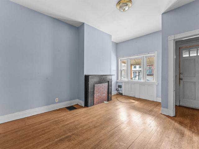 196 Union St