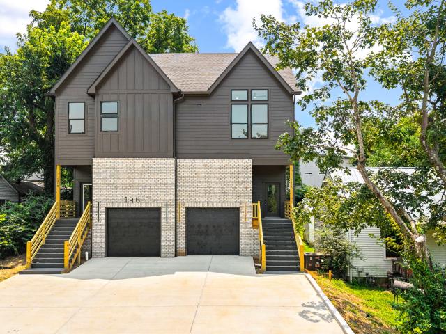 196B Queen Ave