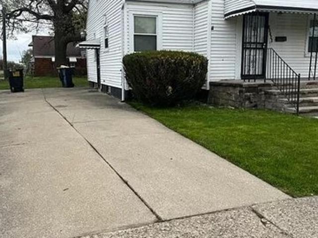 19746 Justine St, Detroit, MI 48234