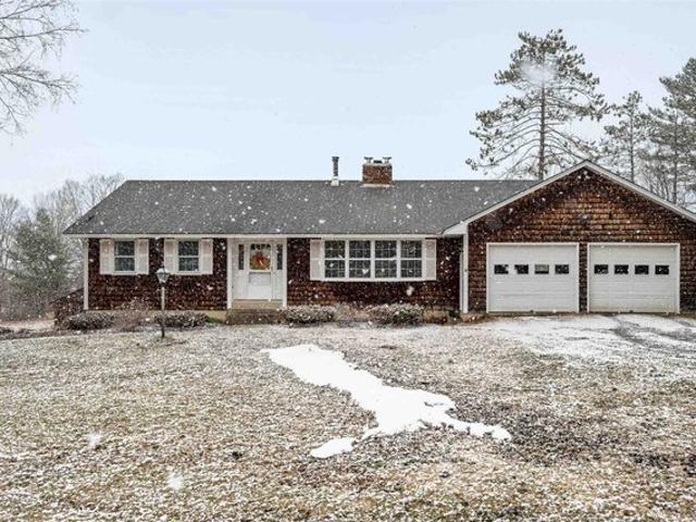 1974 Bliss Rd, East Montpelier, VT 05602
