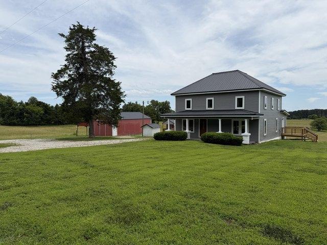 1974 County Road 5800, Willow Springs, MO 65793