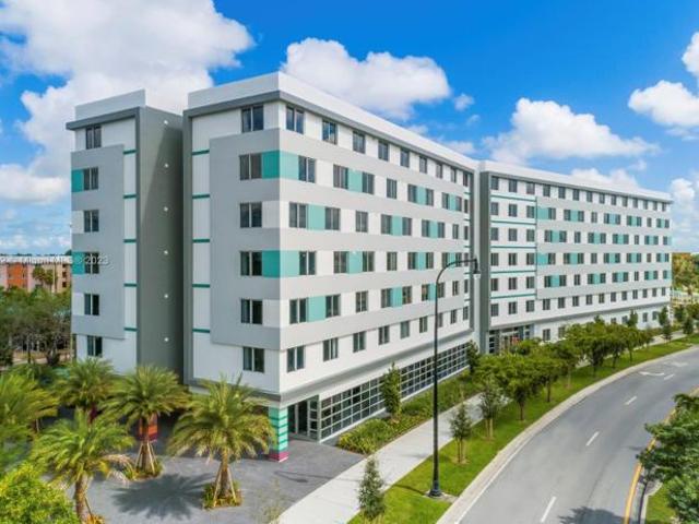 19755 110 SW #216, Miami, FL 33157