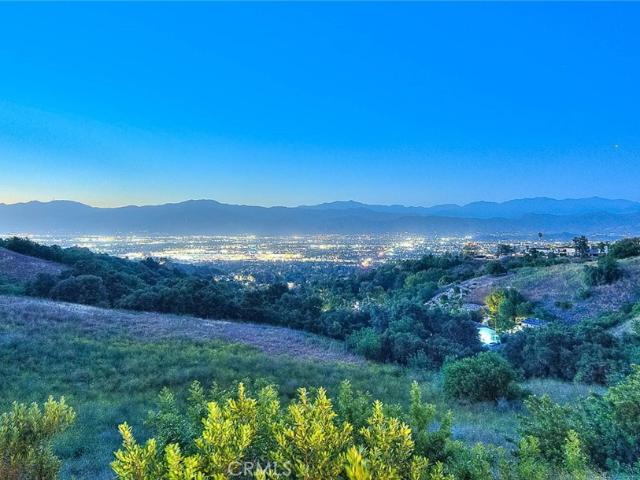 19759 Alpine Crest Rd, Walnut, CA 91789 | MLS #TR26070 | Compass