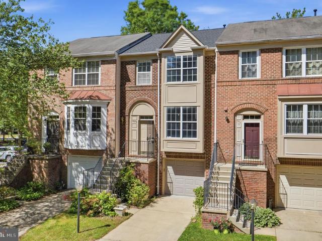 1975 Beecham Court
