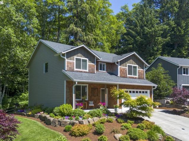 1975 Forest Dr, Seaside, OR 97138